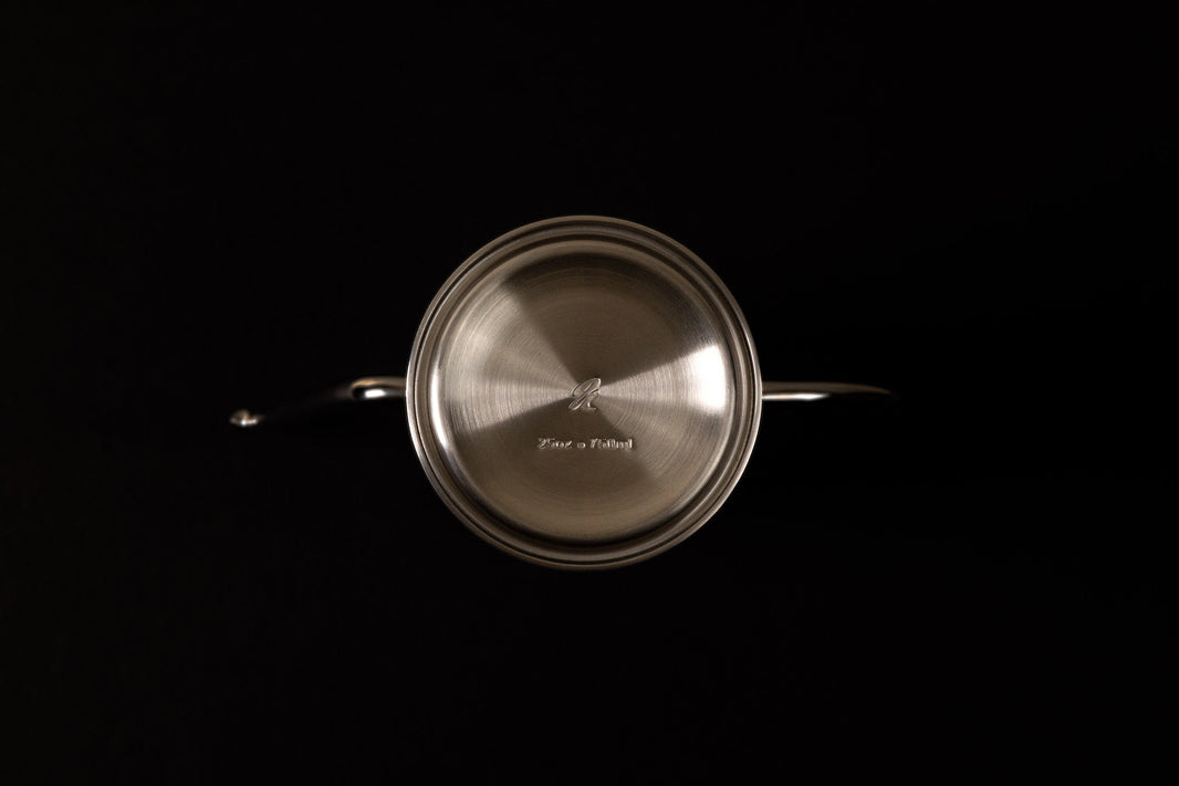 Holcomb | Dripless Oil Can